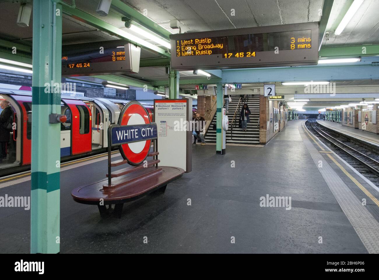 1930s Art Deco Architecture White City Underground Station, Wood Lan ...