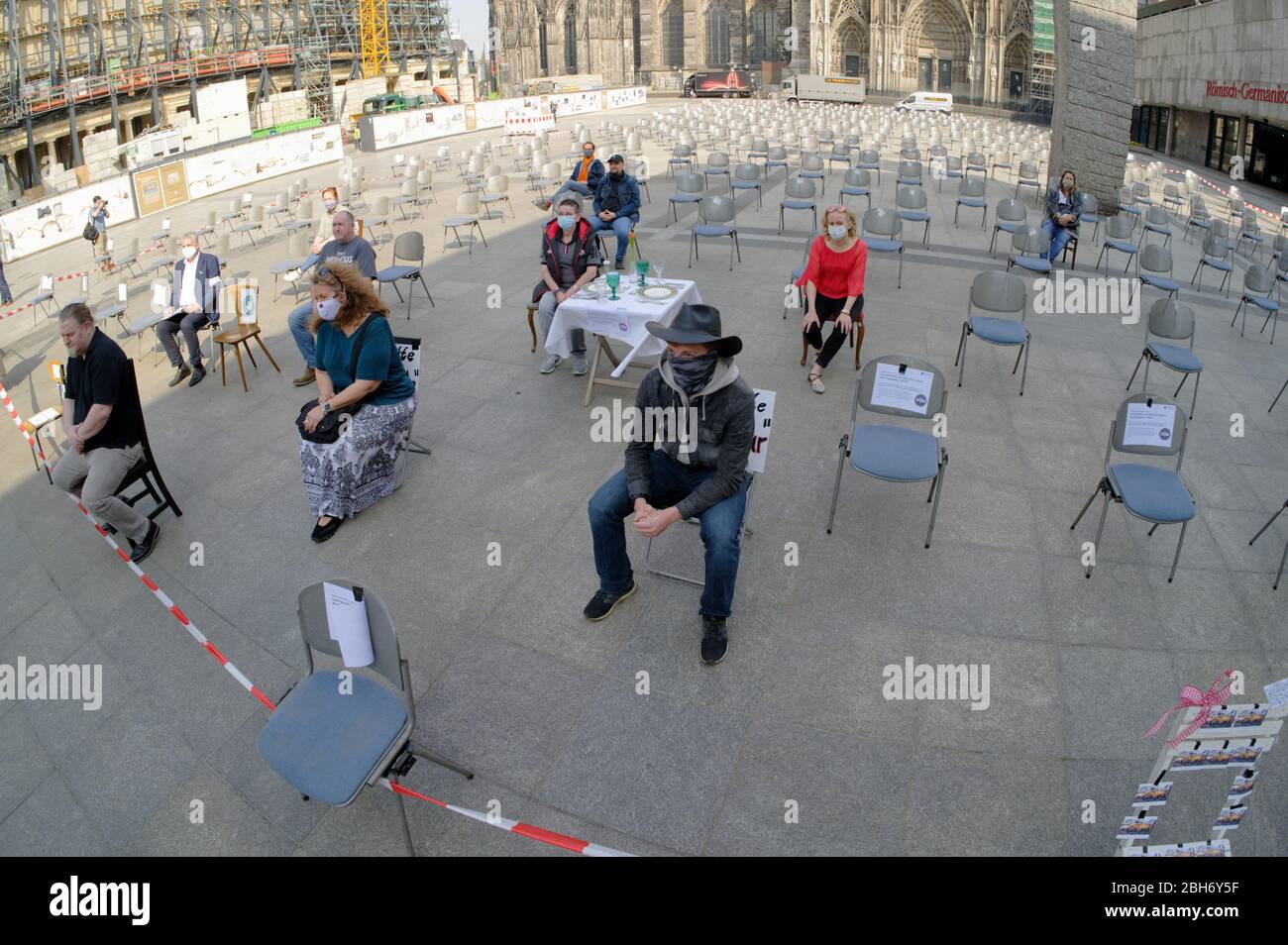 Empty chairs set up hi-res stock photography and images - Alamy