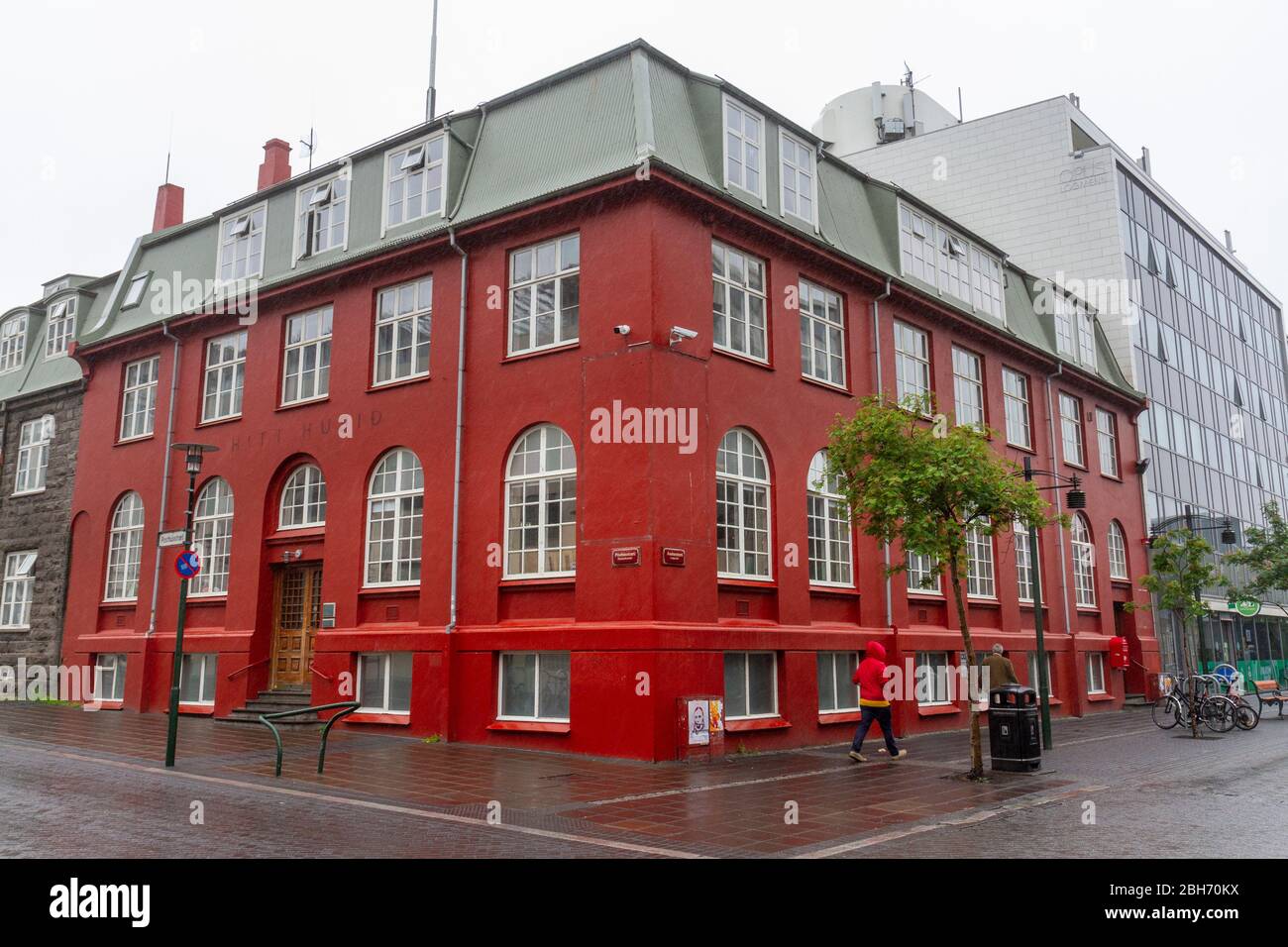 Center hitt hi-res stock photography and images - Alamy