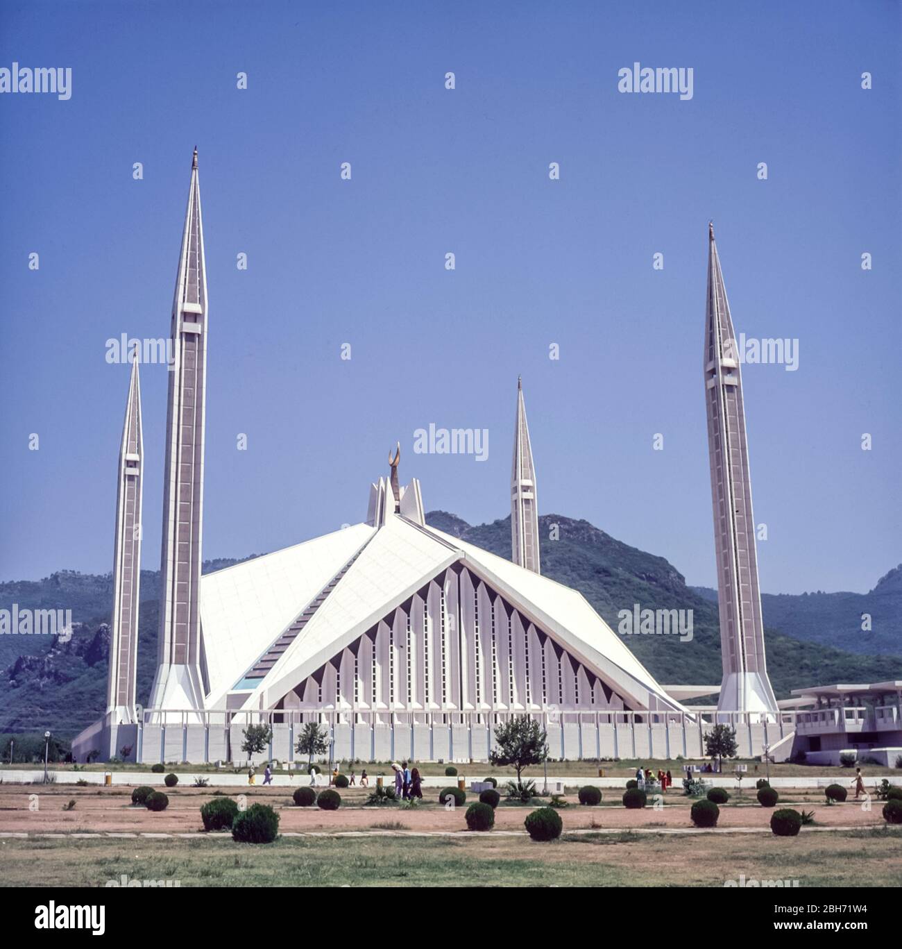 Faisal Masjid Inside