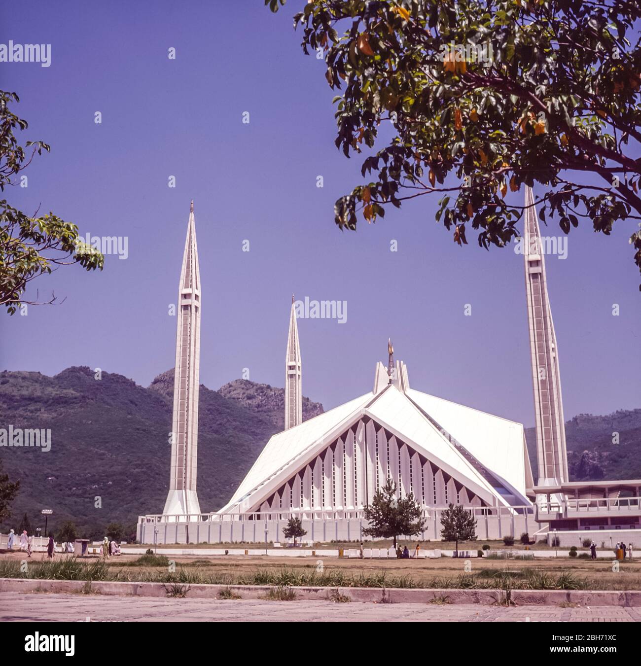 Pakistan, Islamabad, the famous Sheikh Faisal mosque, also known as ...