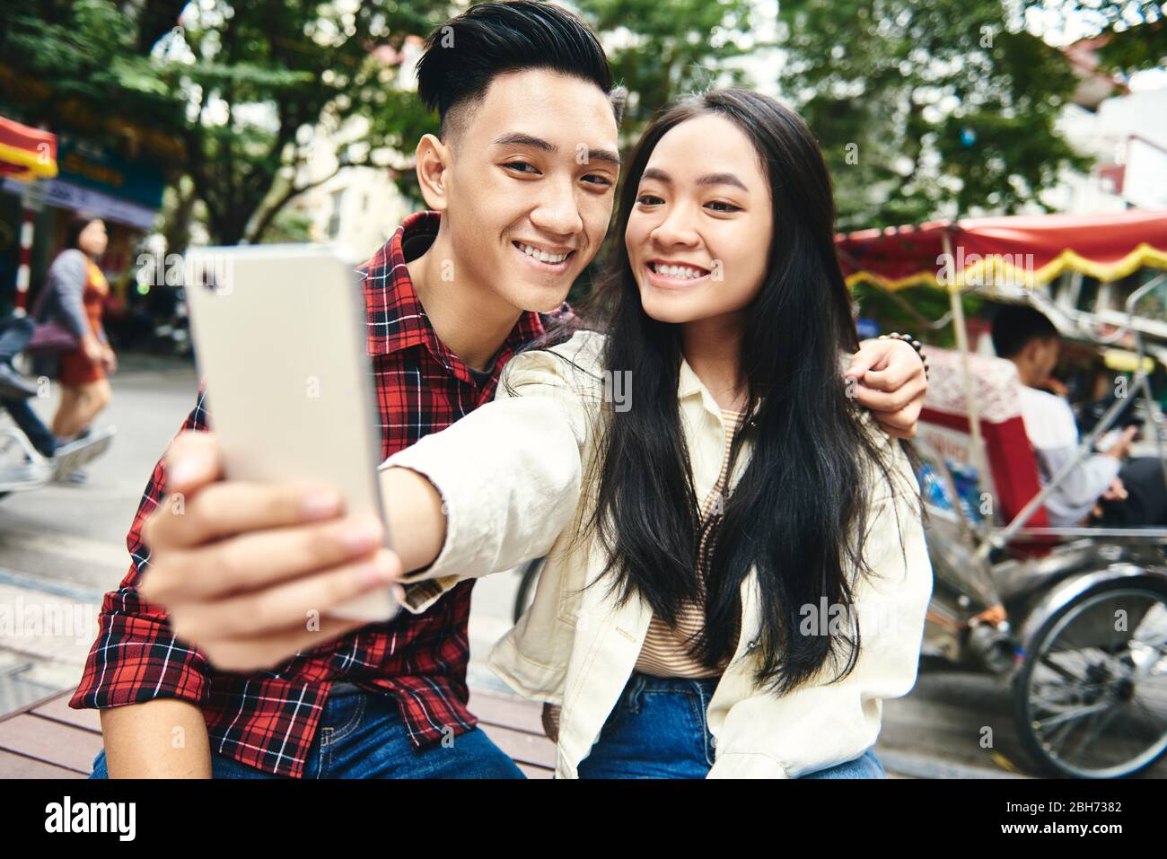 Photo young vietnamese woman hi-res stock photography and images - Alamy