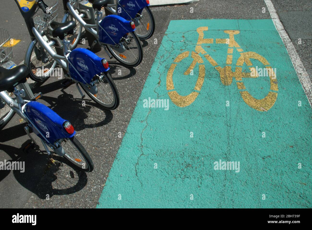 Terminal racks hi-res stock photography and images - Alamy