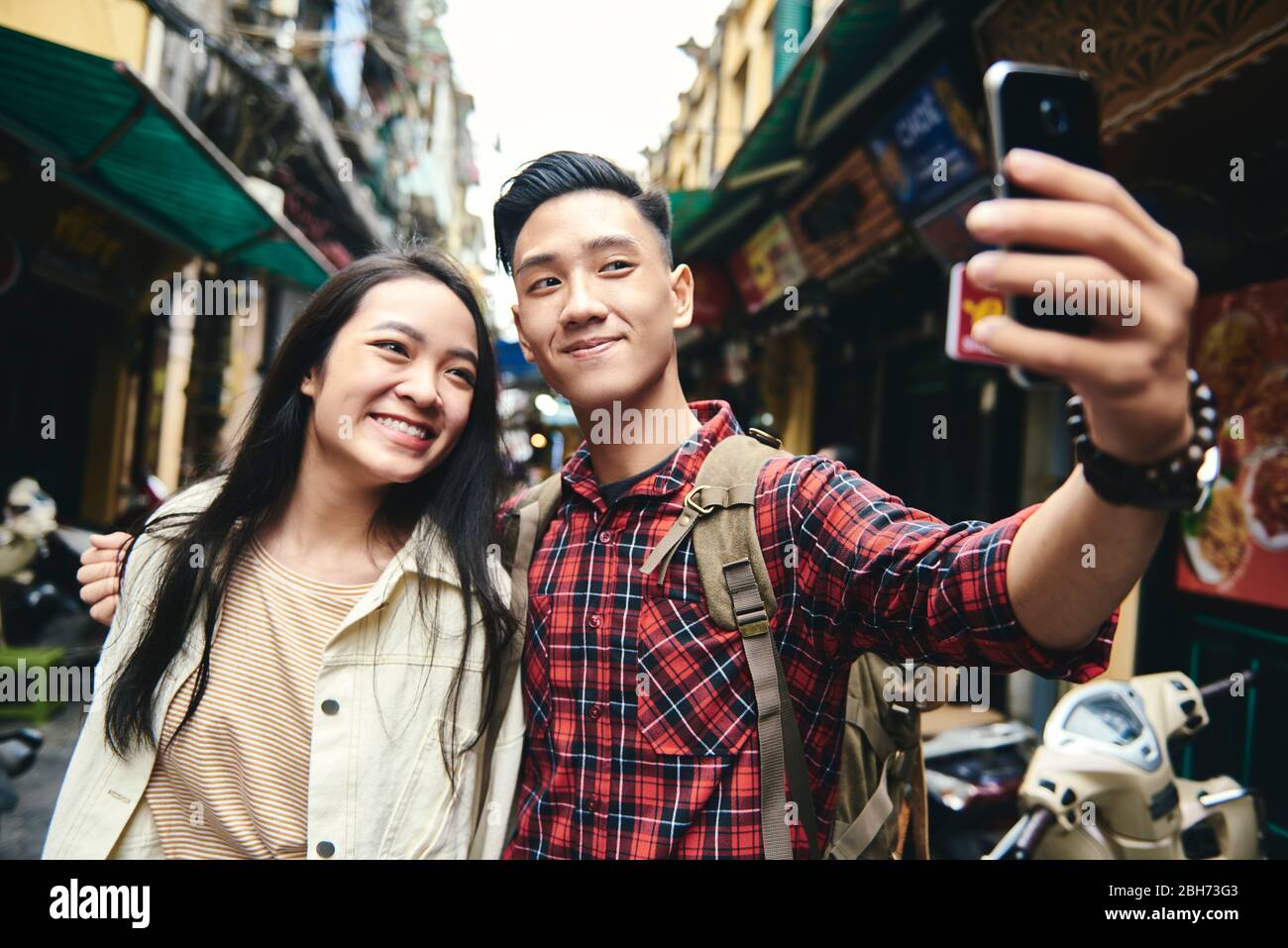 Happy vietnamese people hanoi hi-res stock photography and images - Alamy