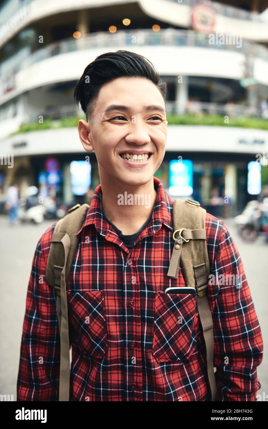 Handsome man vietnam one person hi-res stock photography and images - Alamy