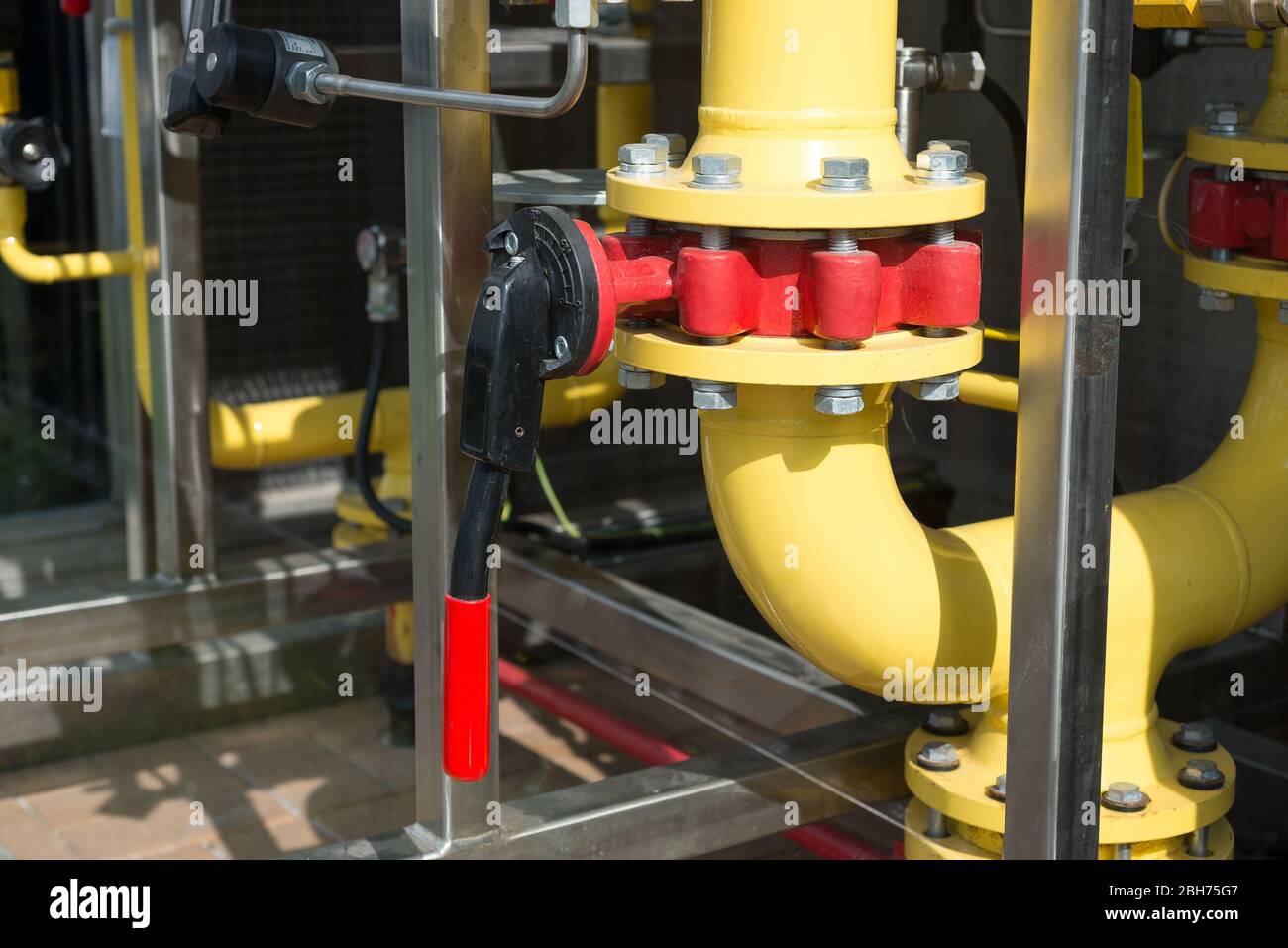 Fuel system supply point hi-res stock photography and images - Alamy