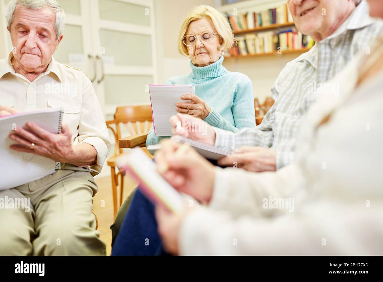 Creative training hi-res stock photography and images - Alamy