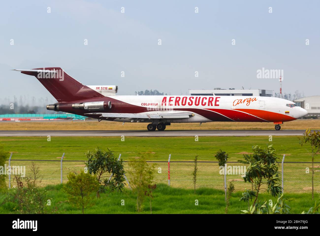 Boeing 727 200 f hi-res stock photography and images - Alamy