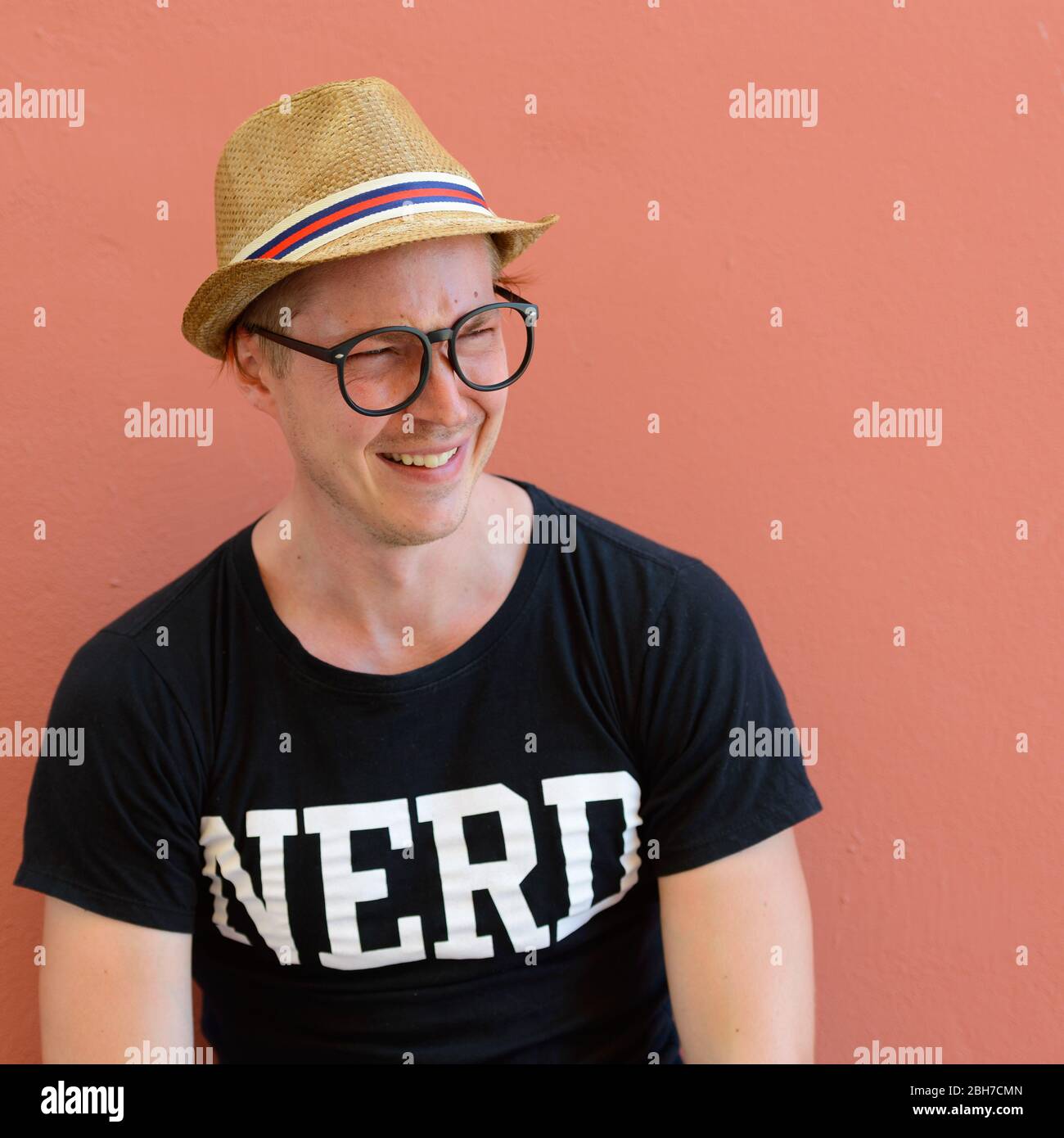 Crying tourist hi-res stock photography and images - Alamy