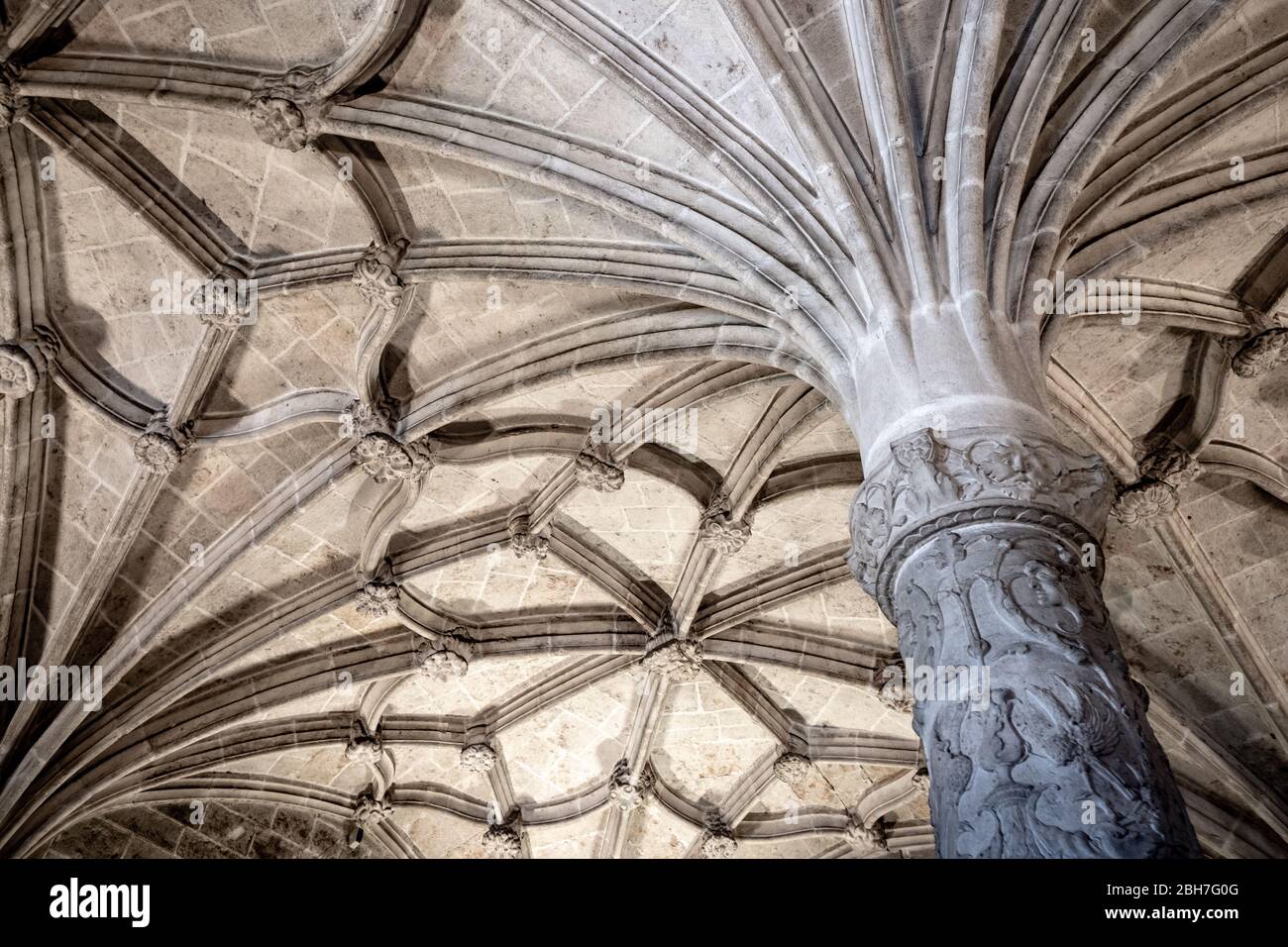 Masonry stone column within building hi-res stock photography and ...