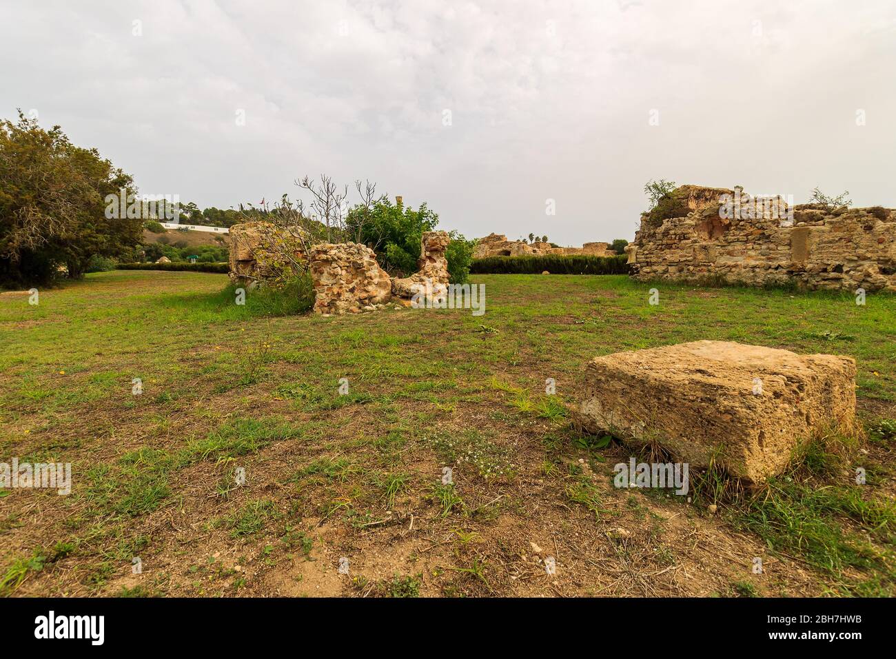 Column in ruins baths hi-res stock photography and images - Alamy