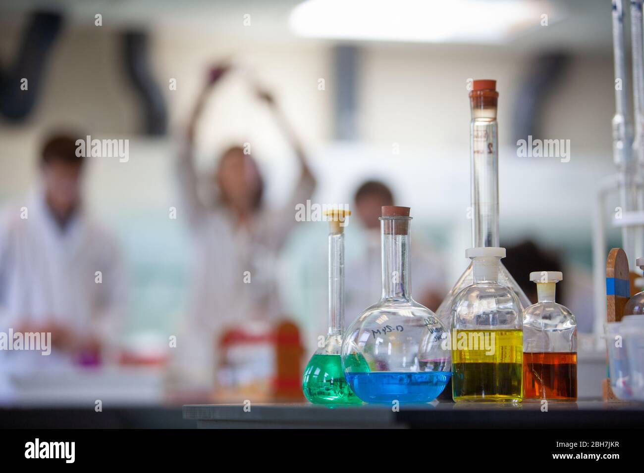 Gcse chemistry hi-res stock photography and images - Alamy