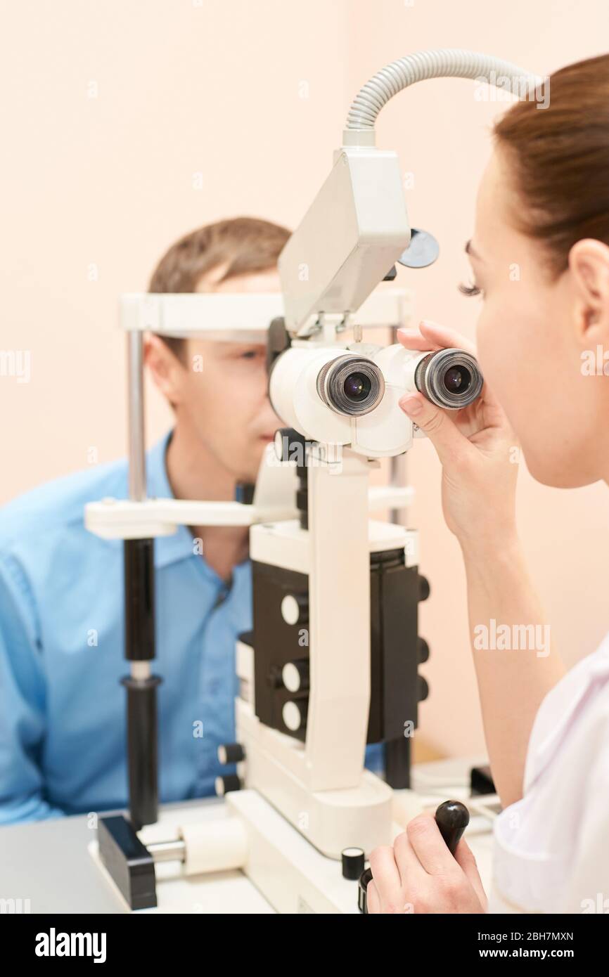 Ocular inspection hi-res stock photography and images - Alamy