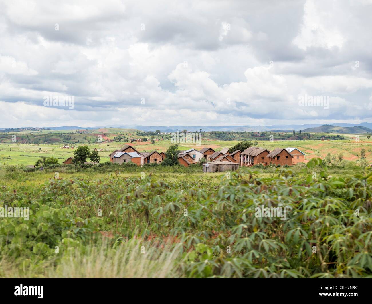 African village hut in hi-res stock photography and images - Alamy