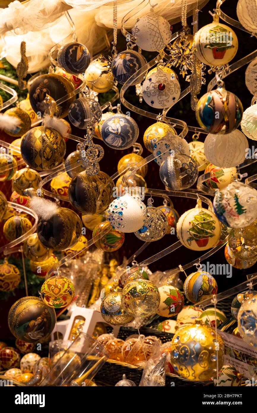 Christmas decorations in Vienna at Christmas time, Austria Stock Photo ...