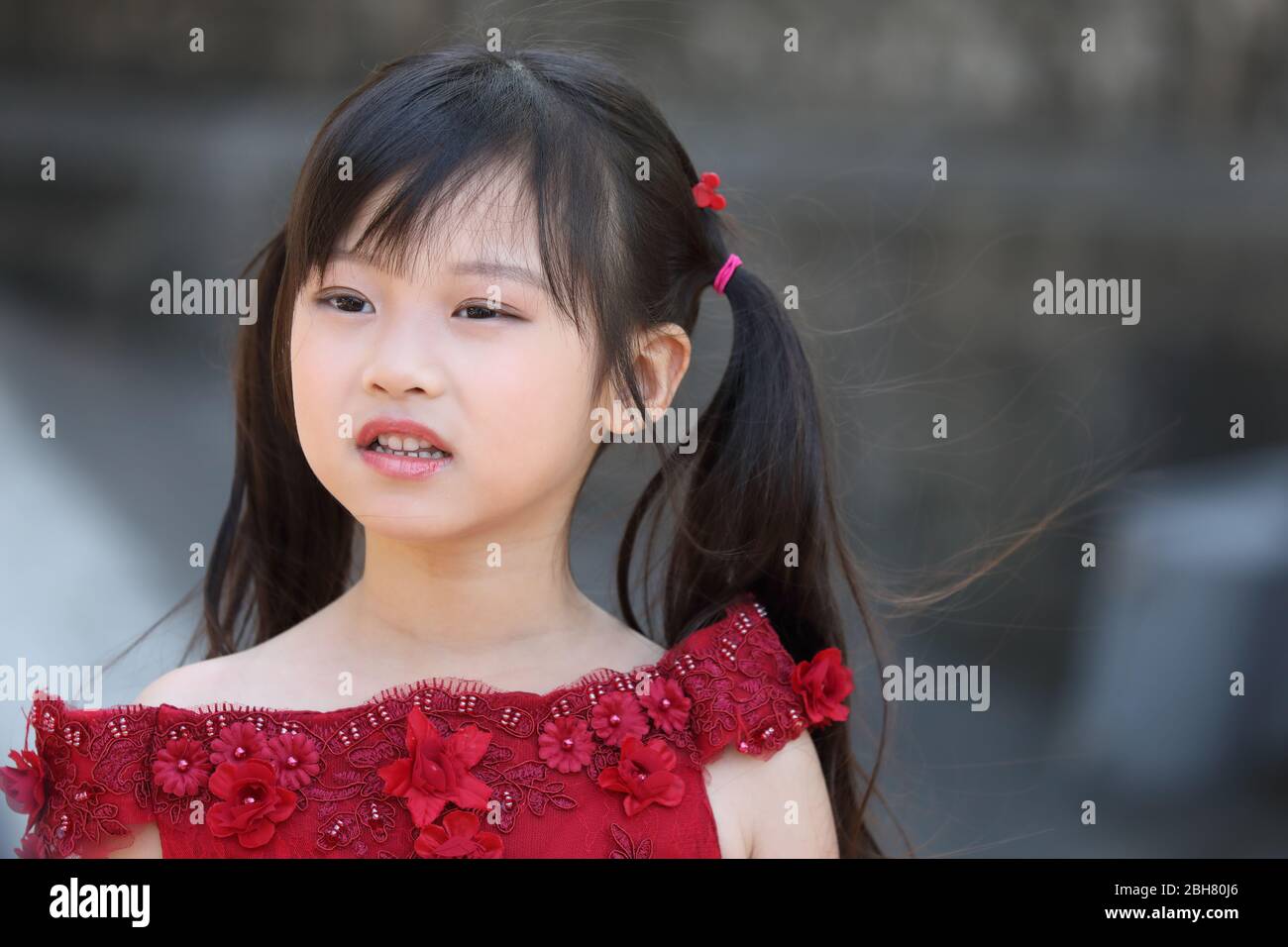 Chinese girl 12 years hi-res stock photography and images - Alamy