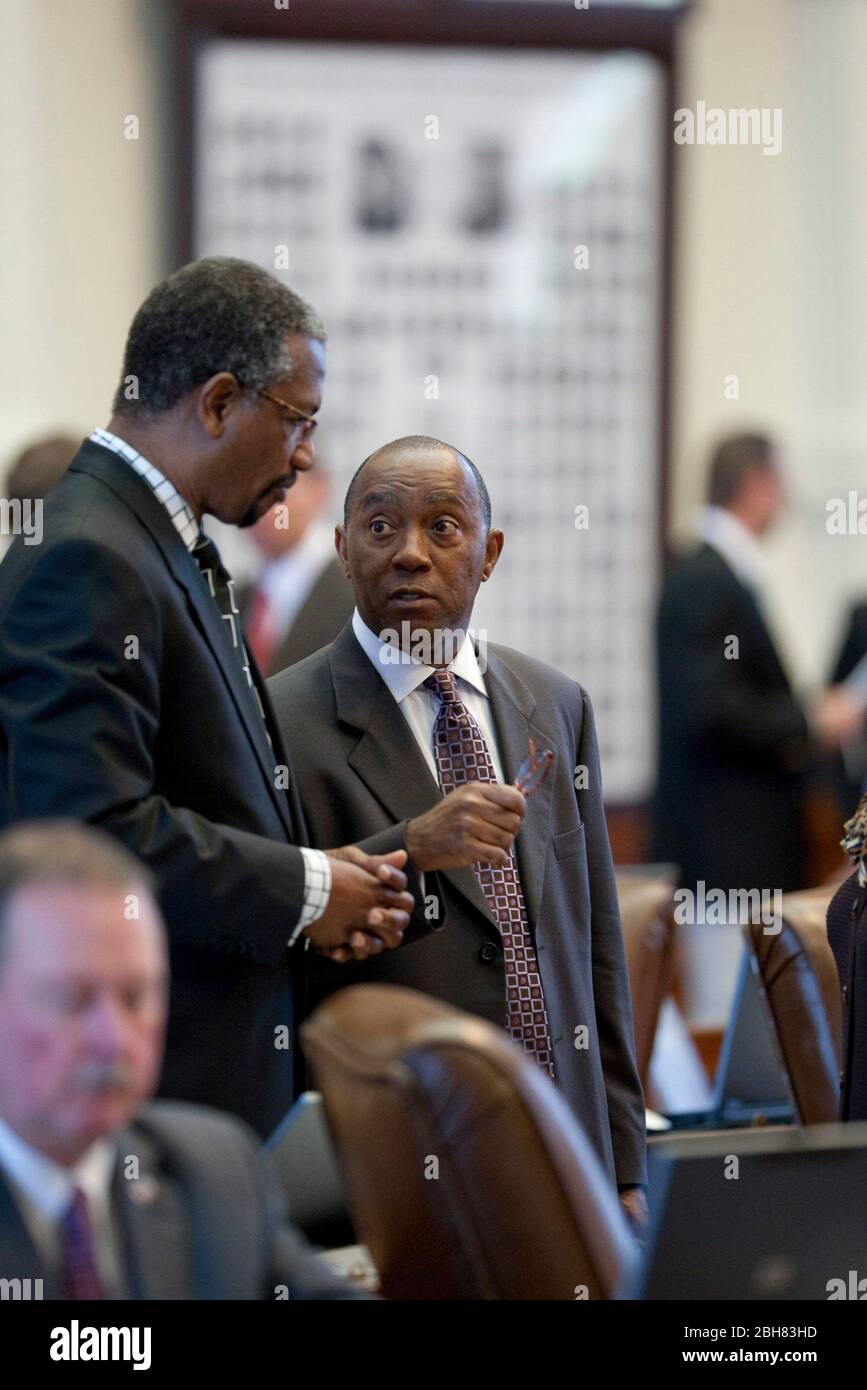 Harold dutton hi-res stock photography and images - Alamy