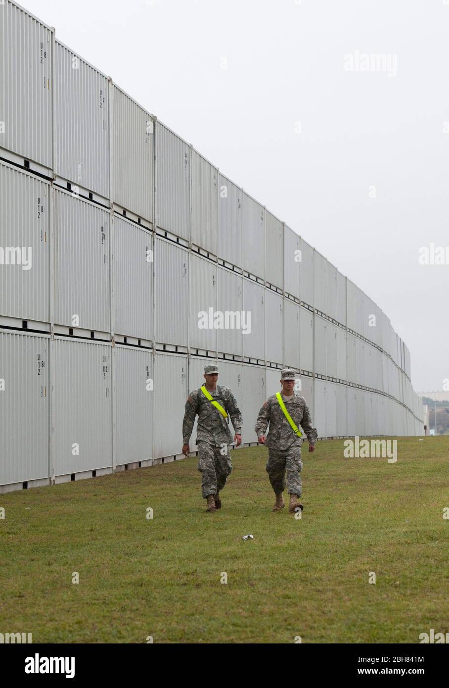 Soldiers containers hi-res stock photography and images - Alamy