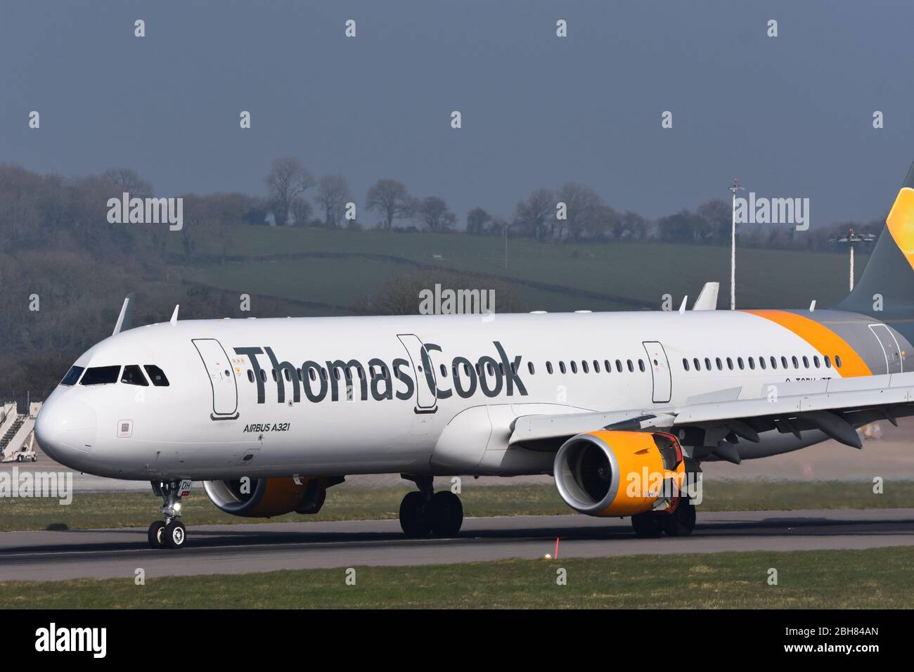 Images of thomas cook aeroplanes hi-res stock photography and images ...