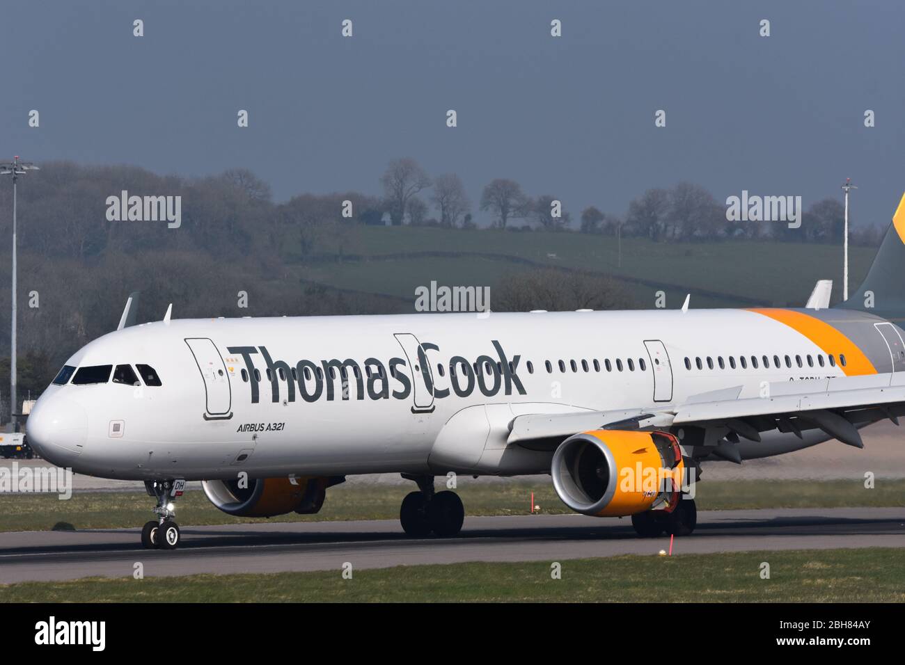 Thomas cook images planes hi-res stock photography and images - Alamy