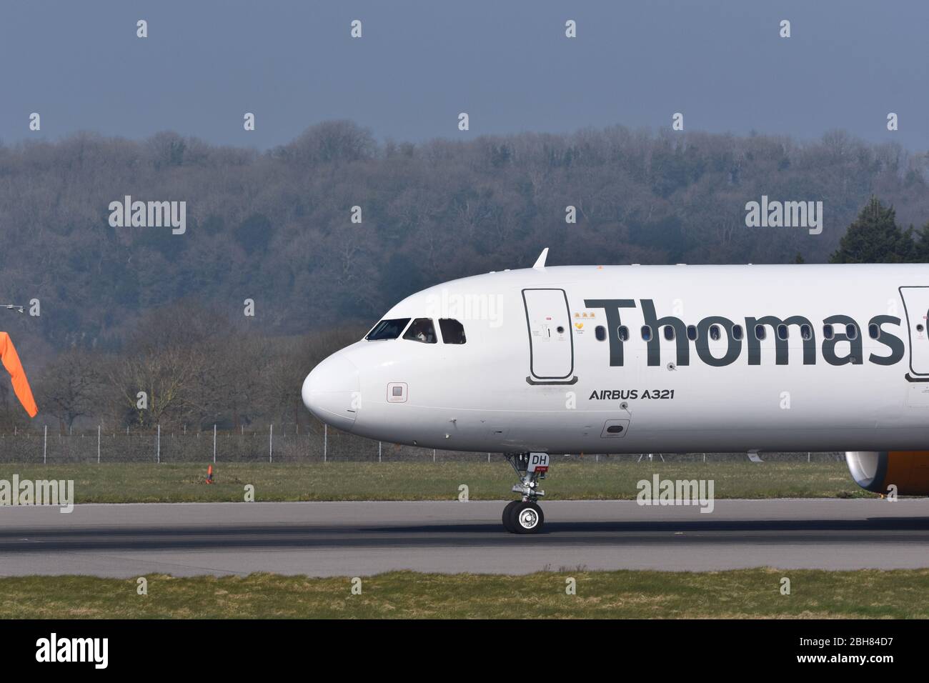 Images of thomas cook aeroplanes hi-res stock photography and images ...