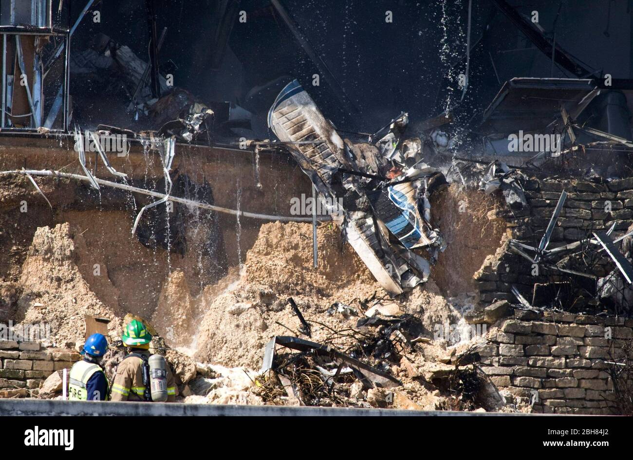 Killing photos hi-res stock photography and images - Alamy