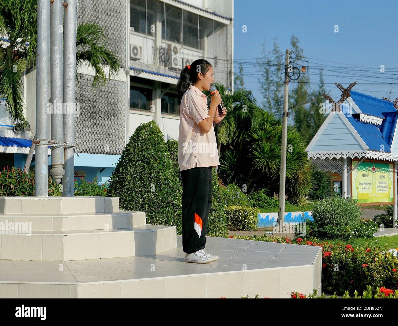 Girl speaking in school assembly hi-res stock photography and images ...