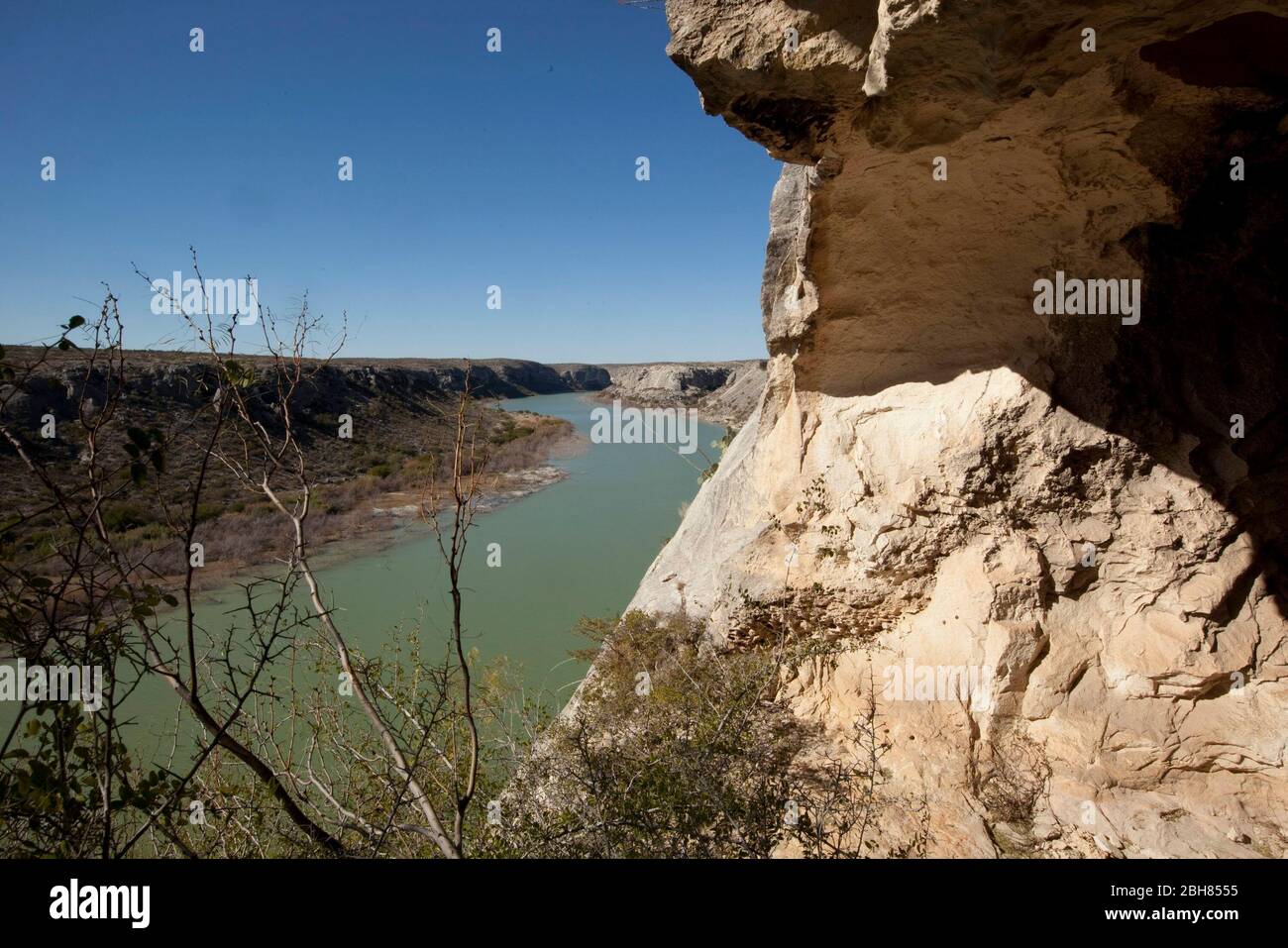 Val Verde County Texas USA, January 1 2010: The rugged cliffs above the ...