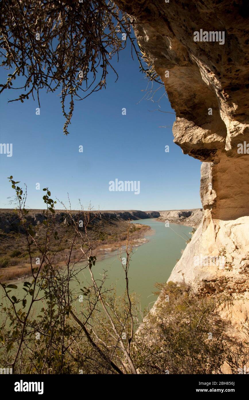 Langtry border mexico hi-res stock photography and images - Alamy