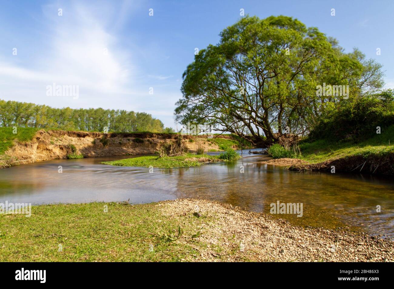 River great ouse milton keynes hi-res stock photography and images - Alamy
