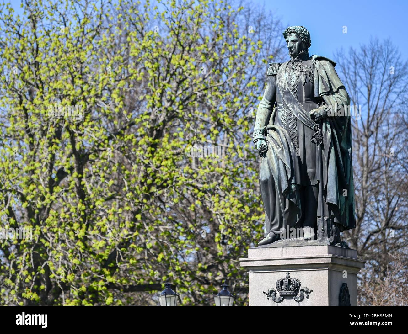 Carl Johans park with the statue of king Karl Johan XIV during early ...