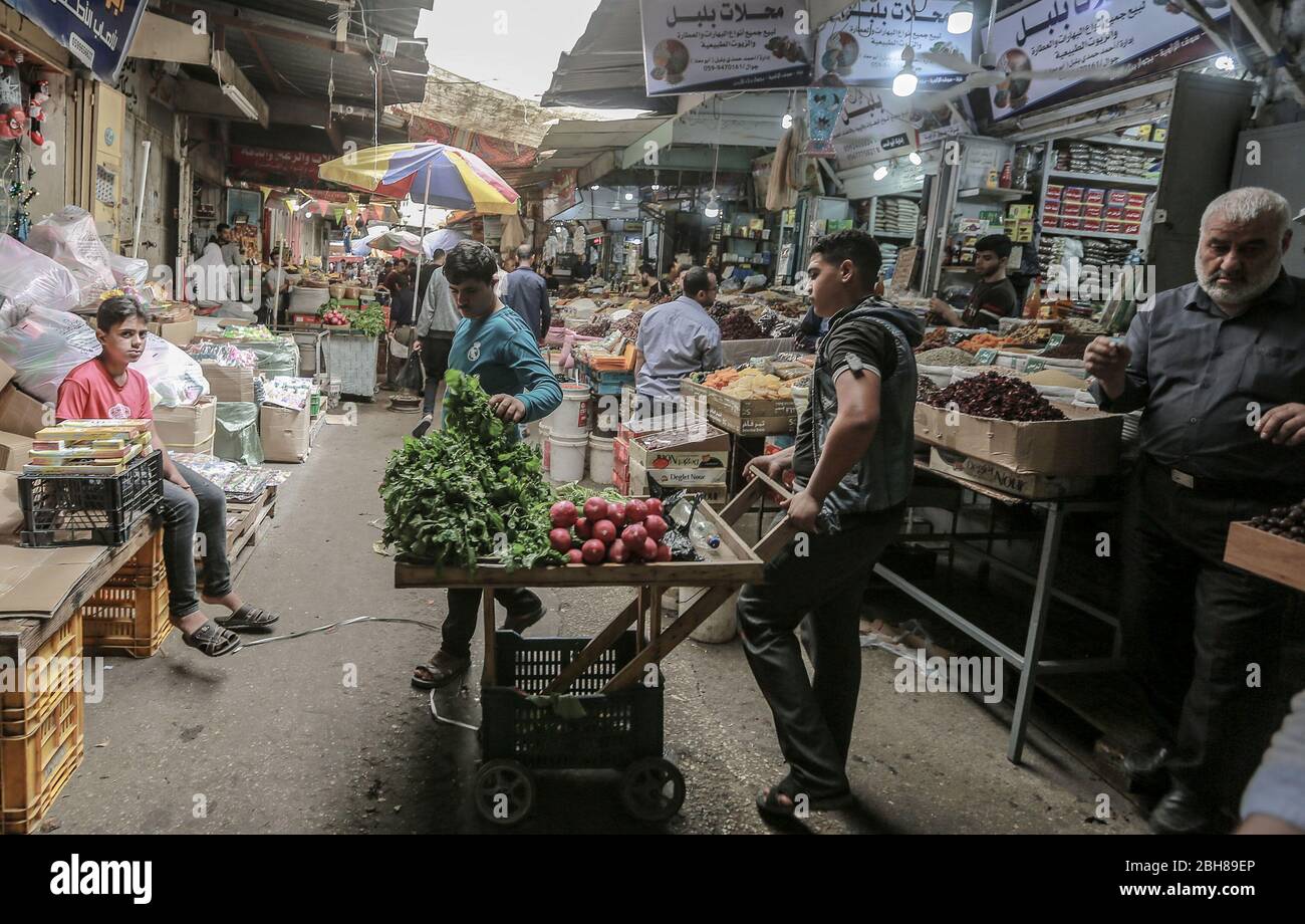 Palestinian customs and traditions day hi-res stock photography and ...