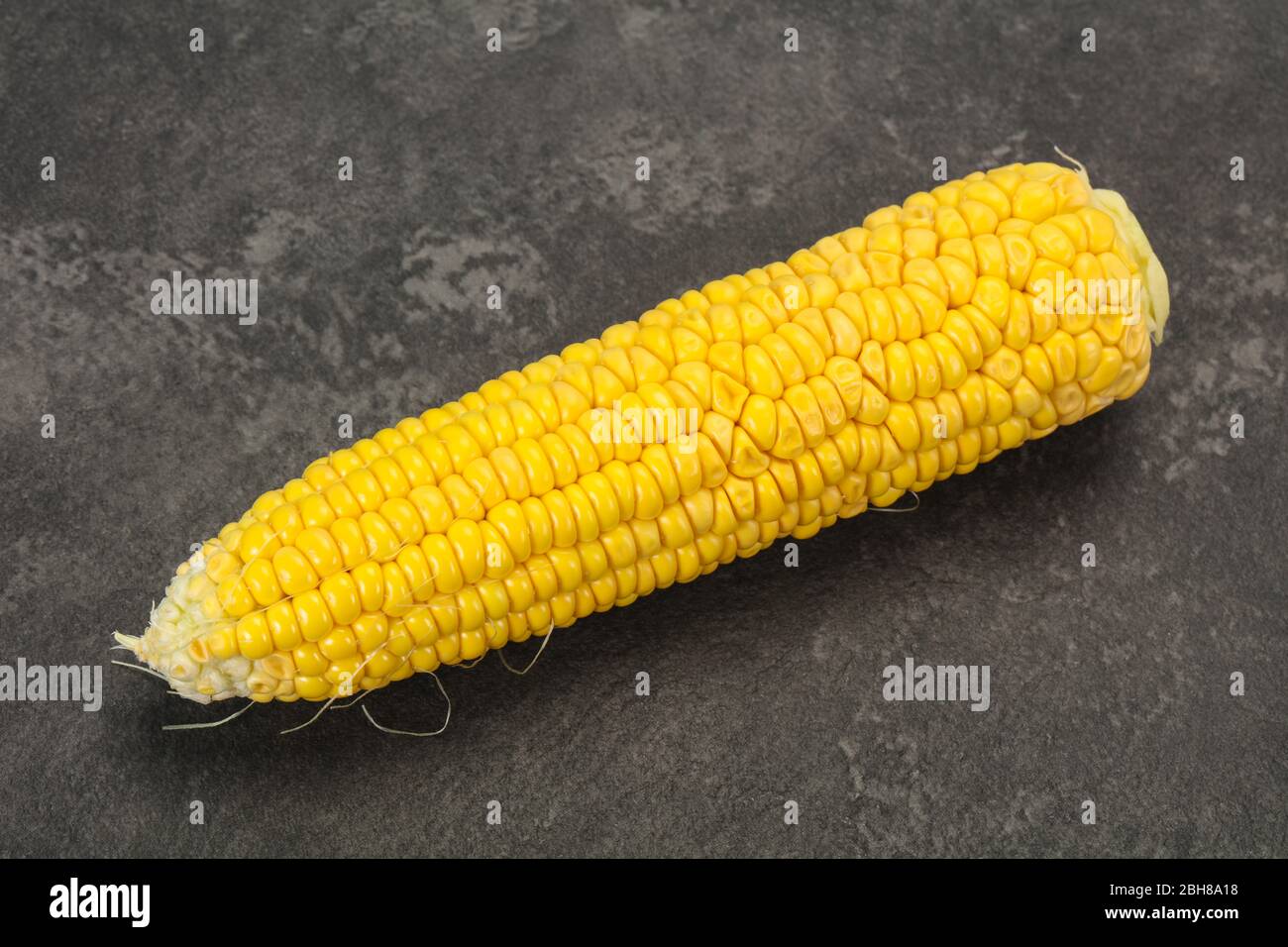 Sweet soft yellow natural corn for cooking Stock Photo - Alamy