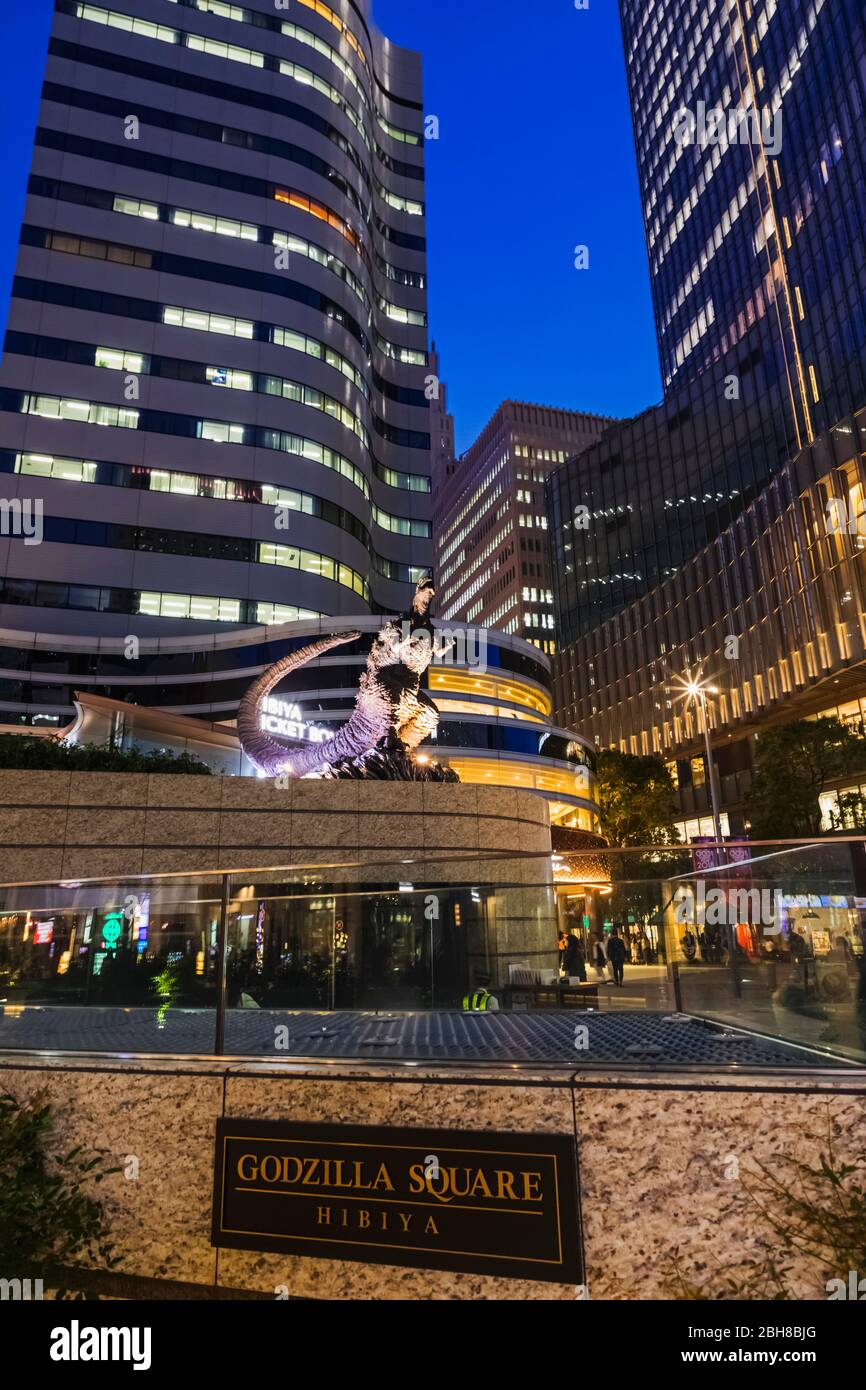Japan, Honshu, Tokyo, Yurakucho, Hibiya, Godzilla Square, Giant Statue ...