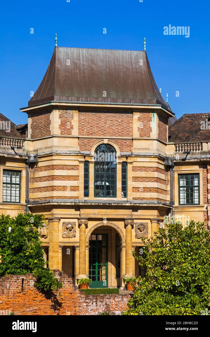 The art deco home of millionaires stephen virginia courtauld hi-res ...