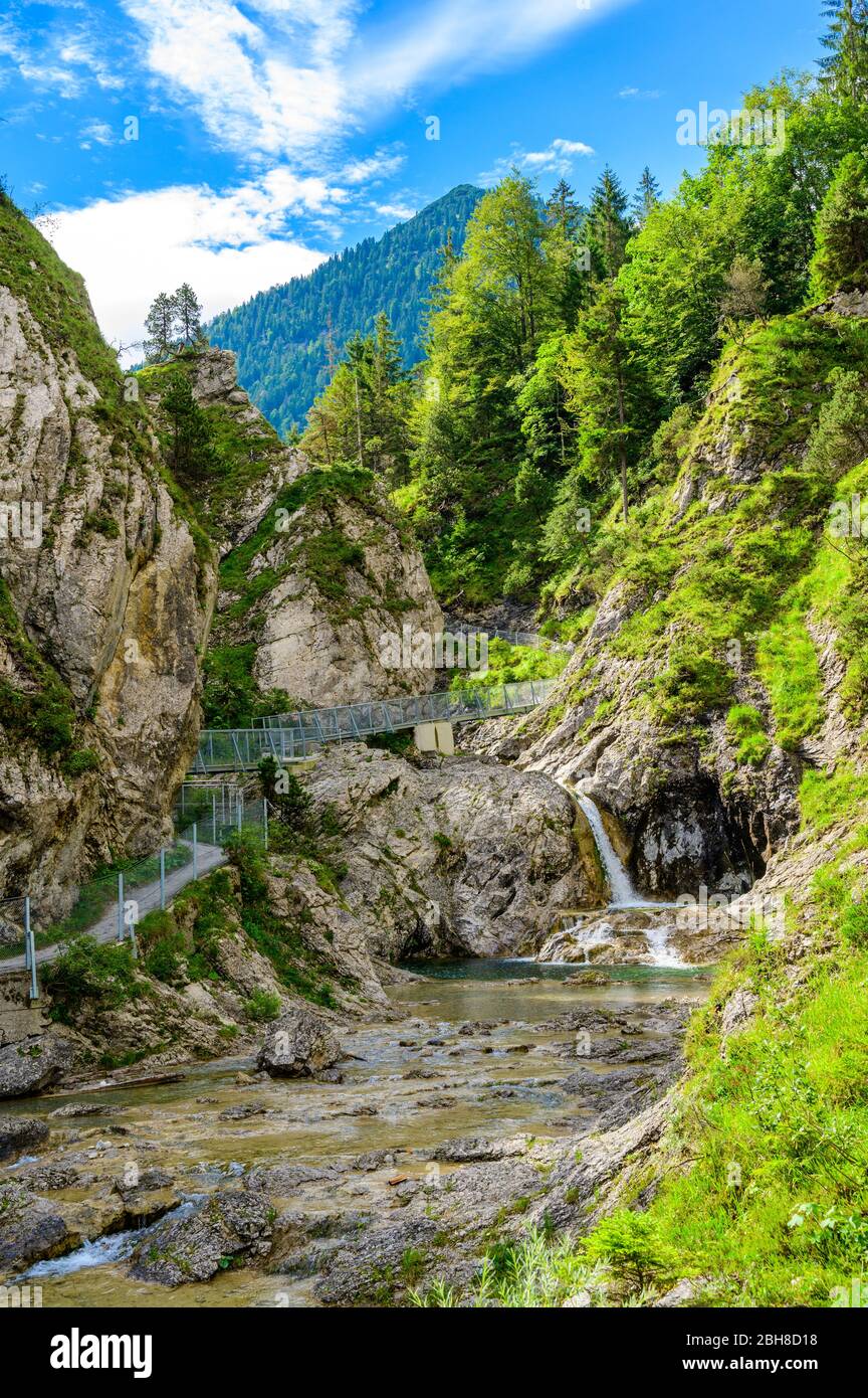 Beautiful scenery of Stuibenfälle - River and waterfall at Reutte in ...