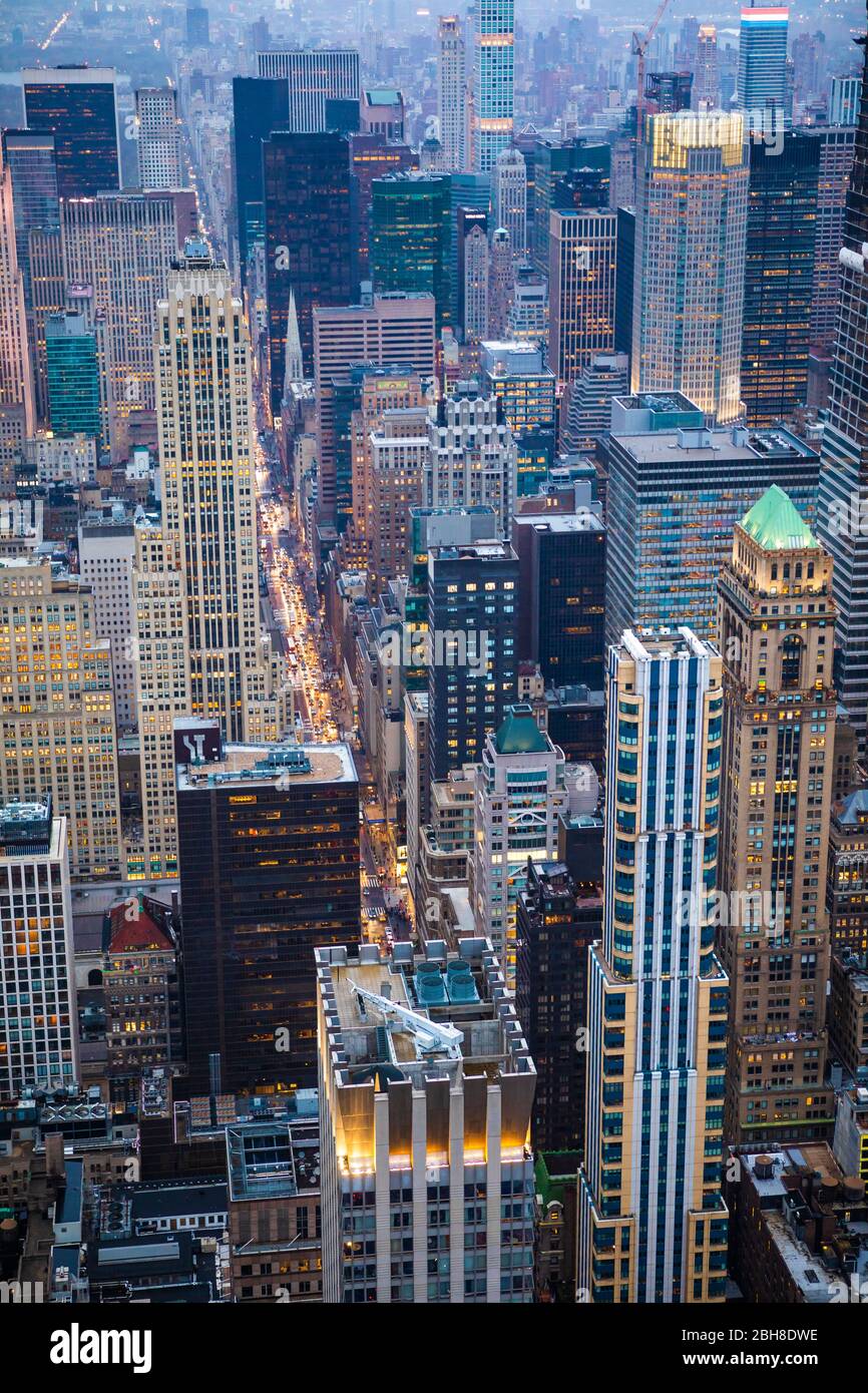 Midtown mahattan skyline hi-res stock photography and images - Alamy