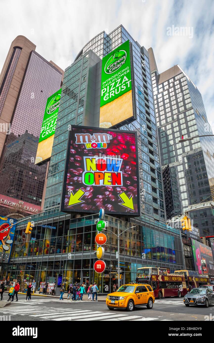 USA, New York City, Manhattan,Times Square Stock Photo - Alamy