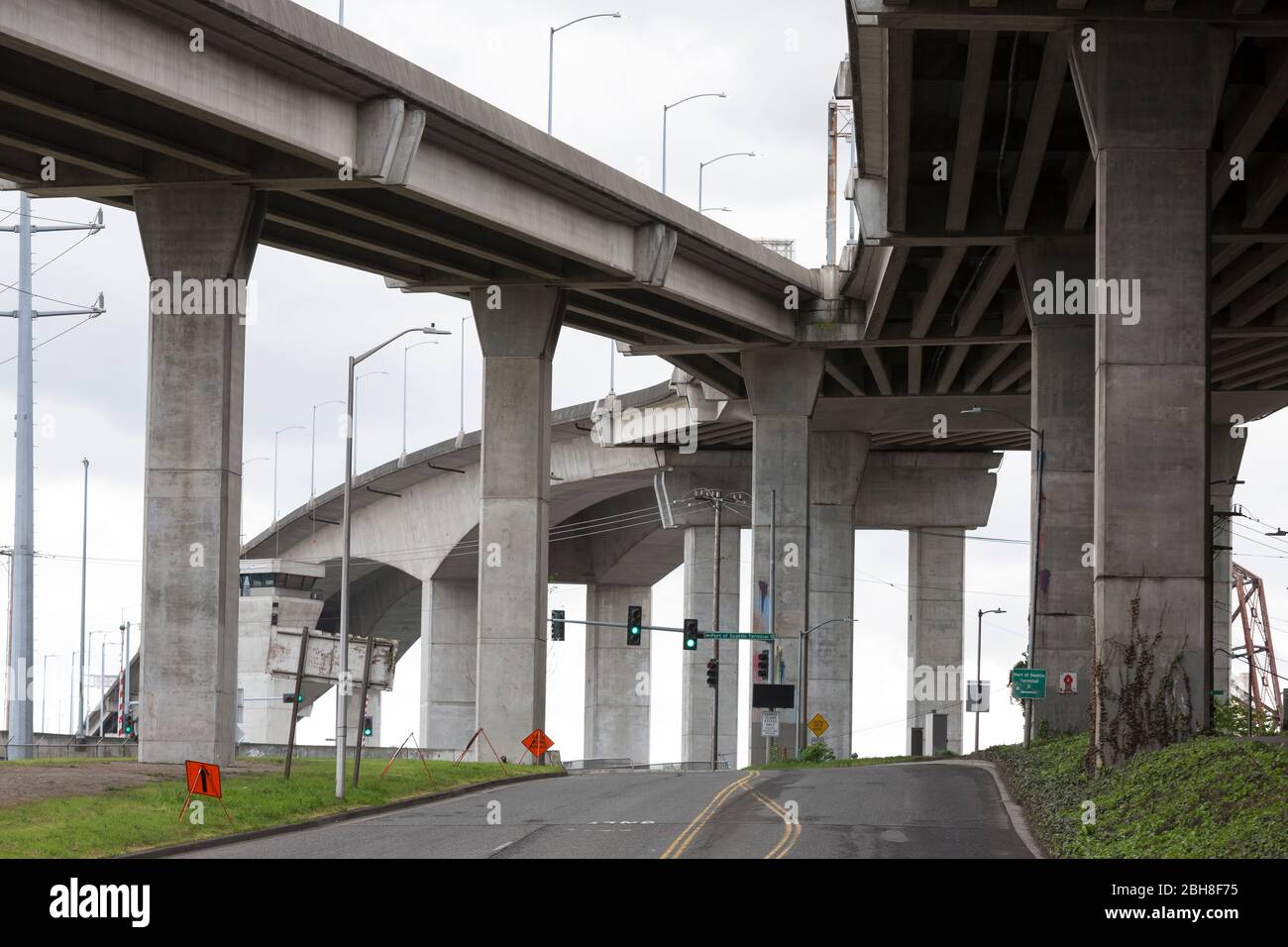 Closed main deck hi-res stock photography and images - Alamy