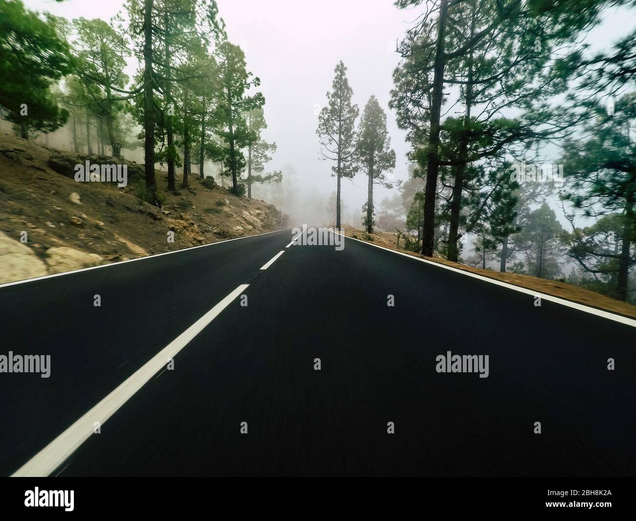 Grey rocks white lines hi-res stock photography and images - Alamy