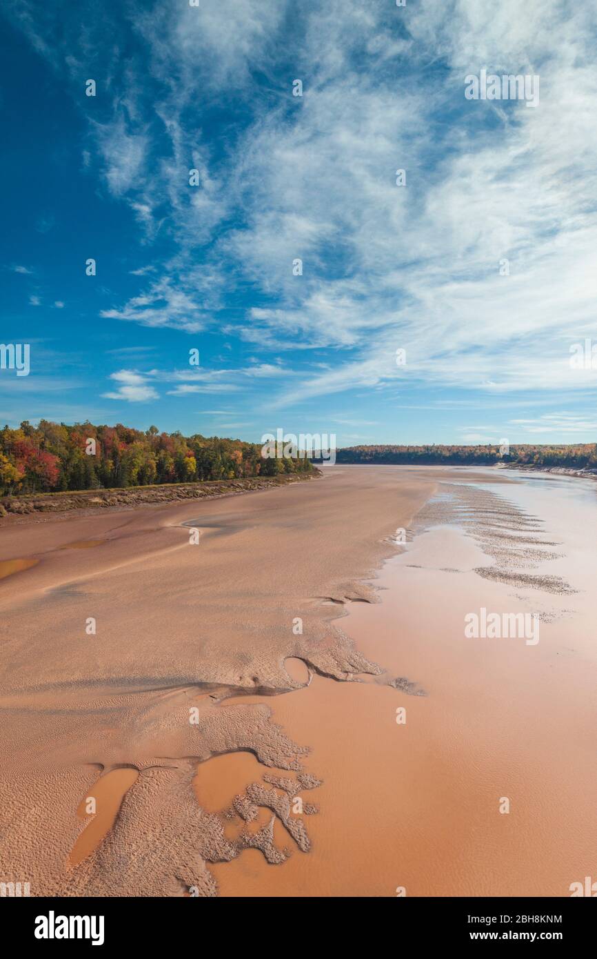 Bay of fundy tides hi-res stock photography and images - Alamy