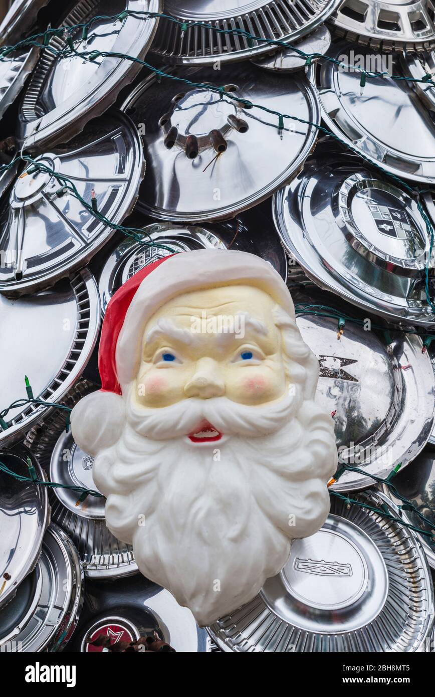 Hubcaps hi-res stock photography and images - Alamy