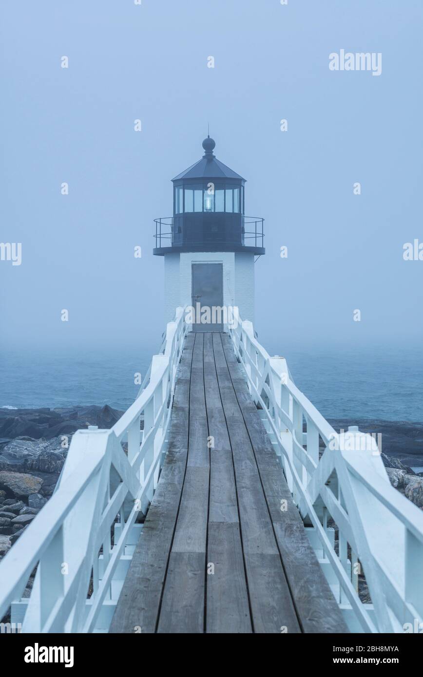 USA, Maine, Port Clyde, Marshall Point Lighthouse in the fog Stock ...