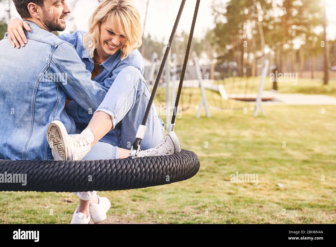 People having a good time outside hi-res stock photography and images ...