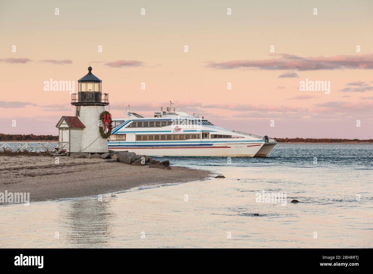 USA, New England, Massachusetts, Nantucket Island, Nantucket Town ...