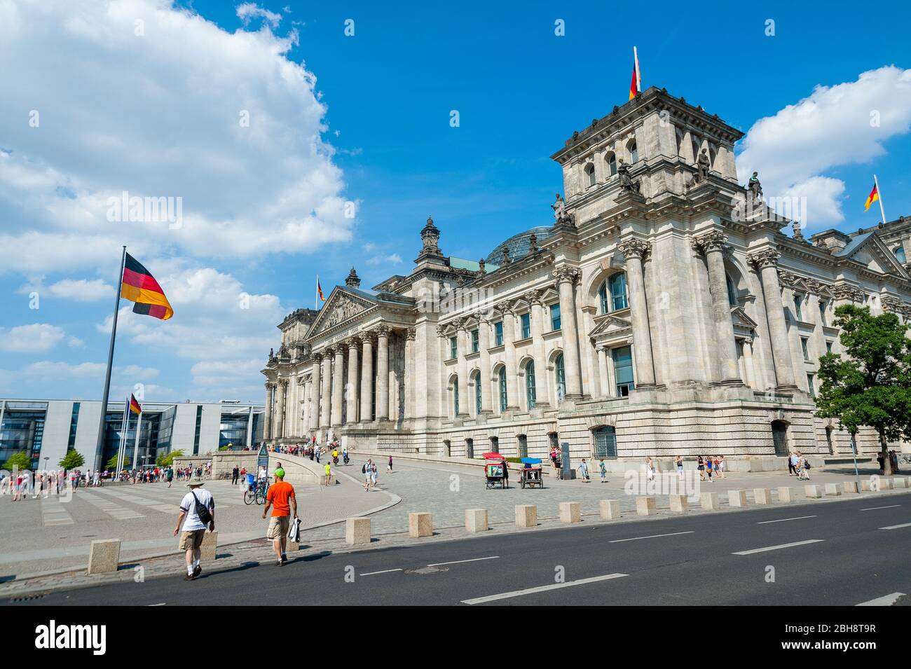 Deutscher Bundestag, Reichstags Gebäude, German Parlament Stock Photo ...