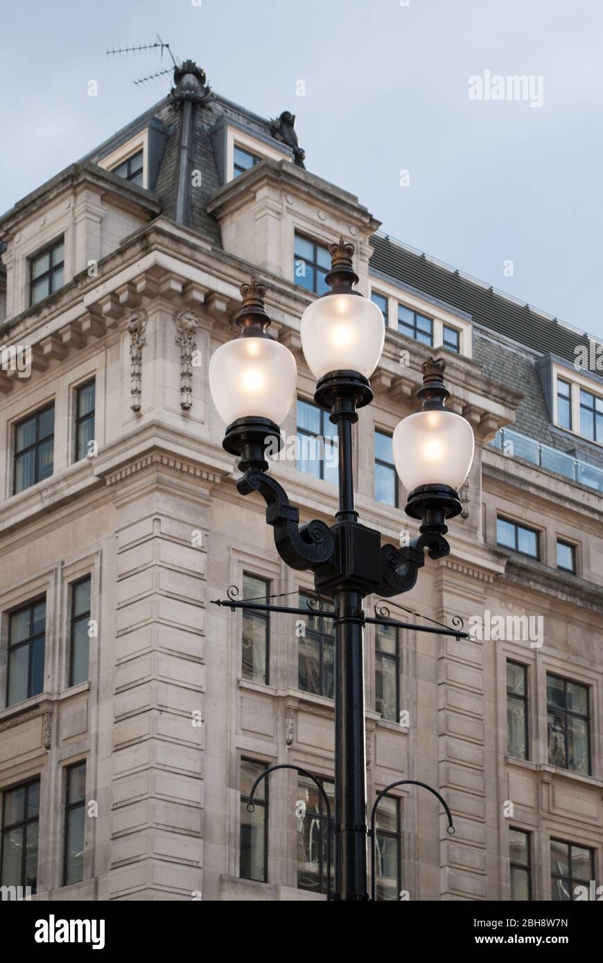 Street Light on Portland Place, London W1B Stock Photo - Alamy