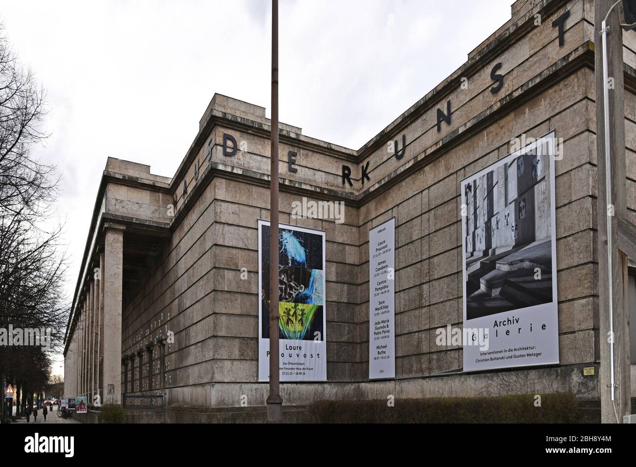 Haus der kunst hi-res stock photography and images - Alamy