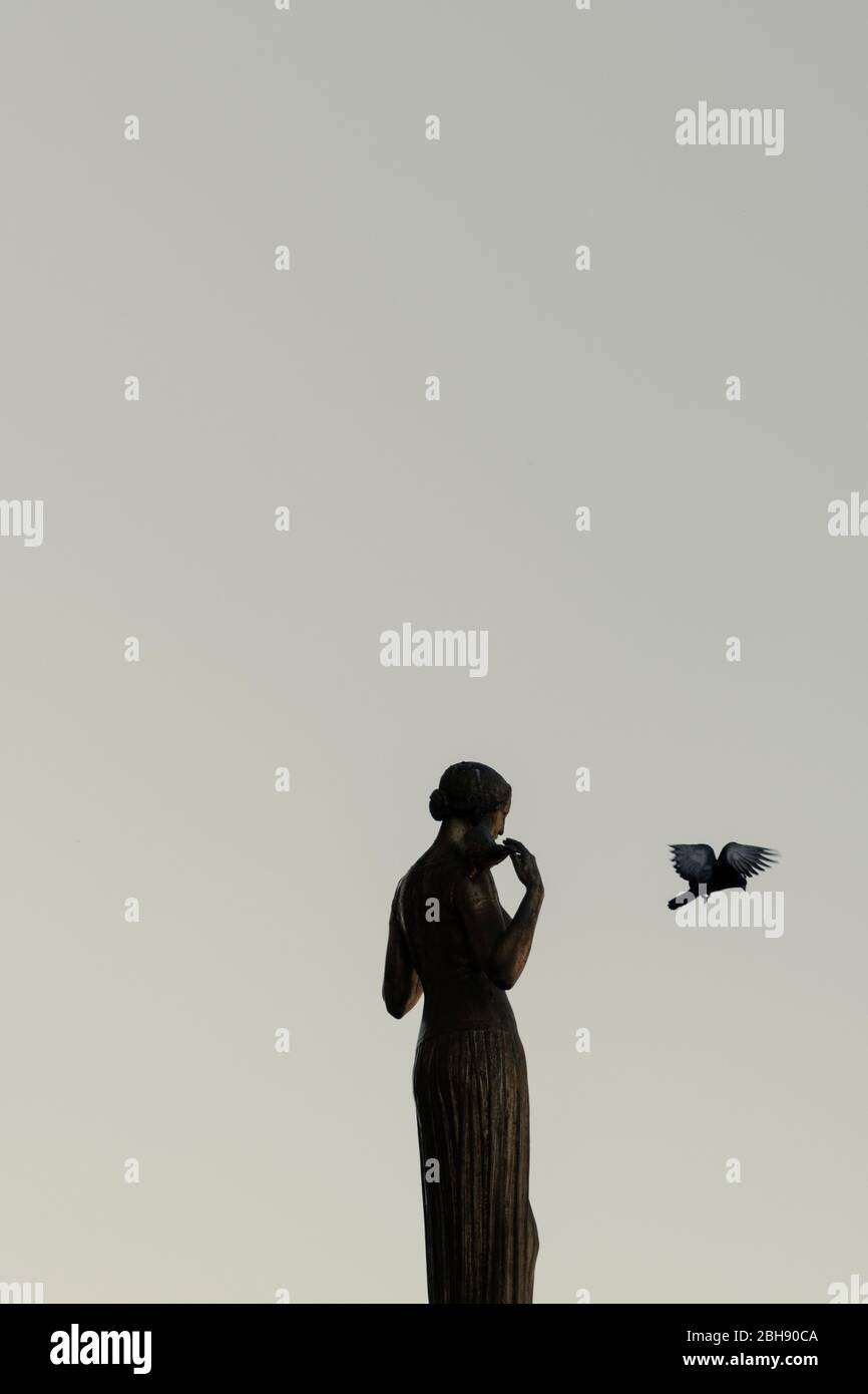 Flying statue hi-res stock photography and images - Alamy