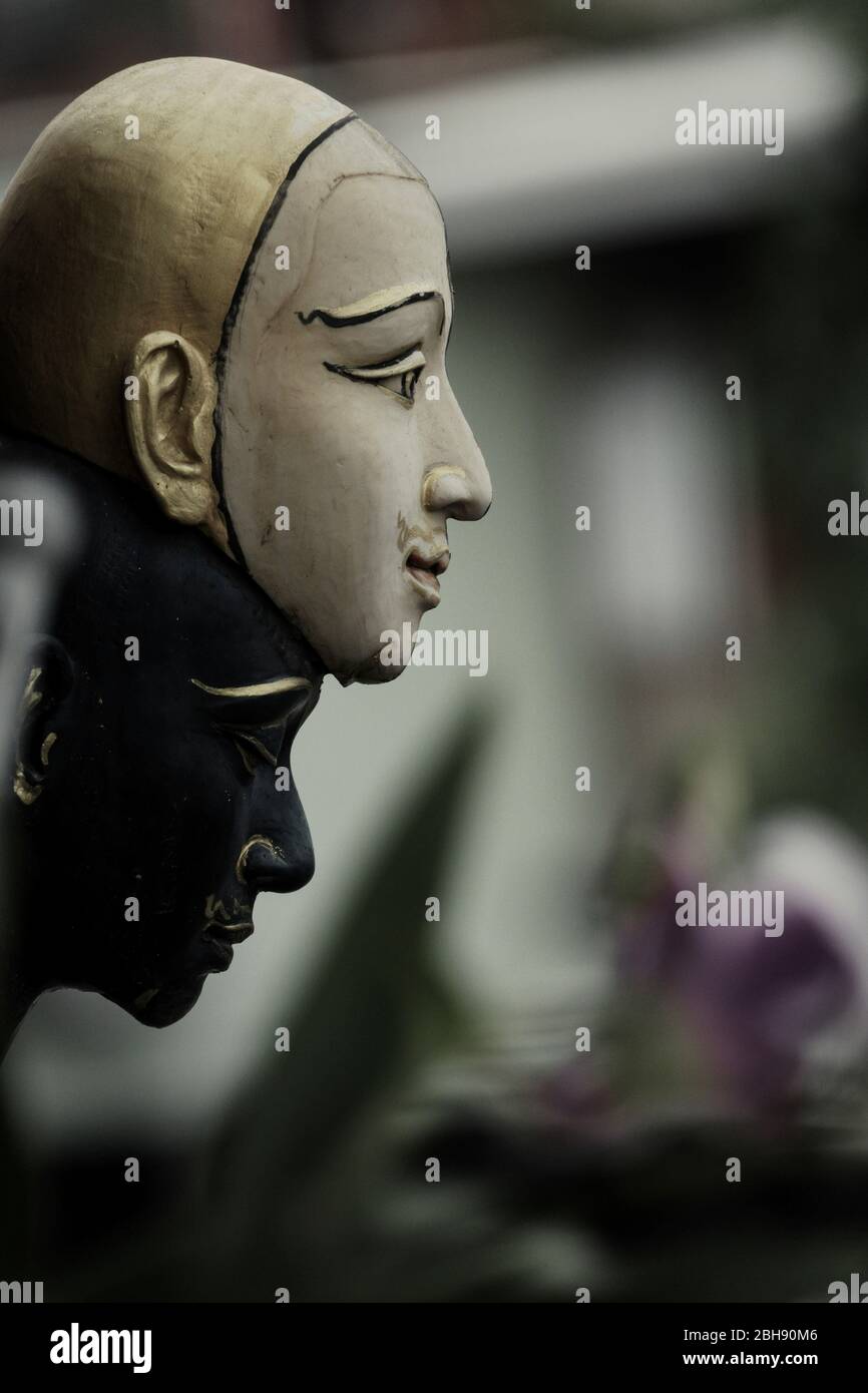 Porcelain mask hi-res stock photography and images - Alamy